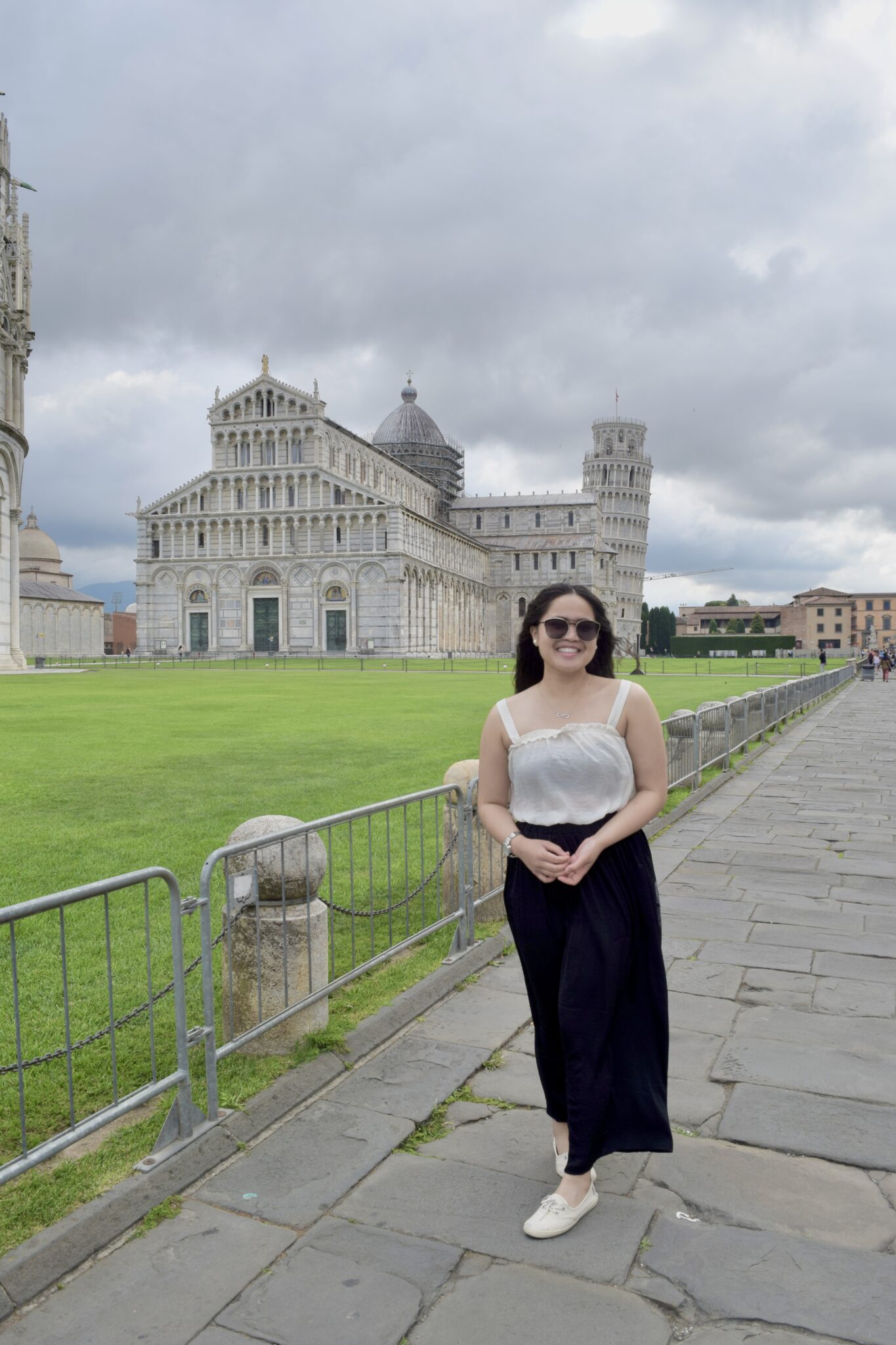 15 Pisa Italy Photo Poses And Ideas - By Karen Mae