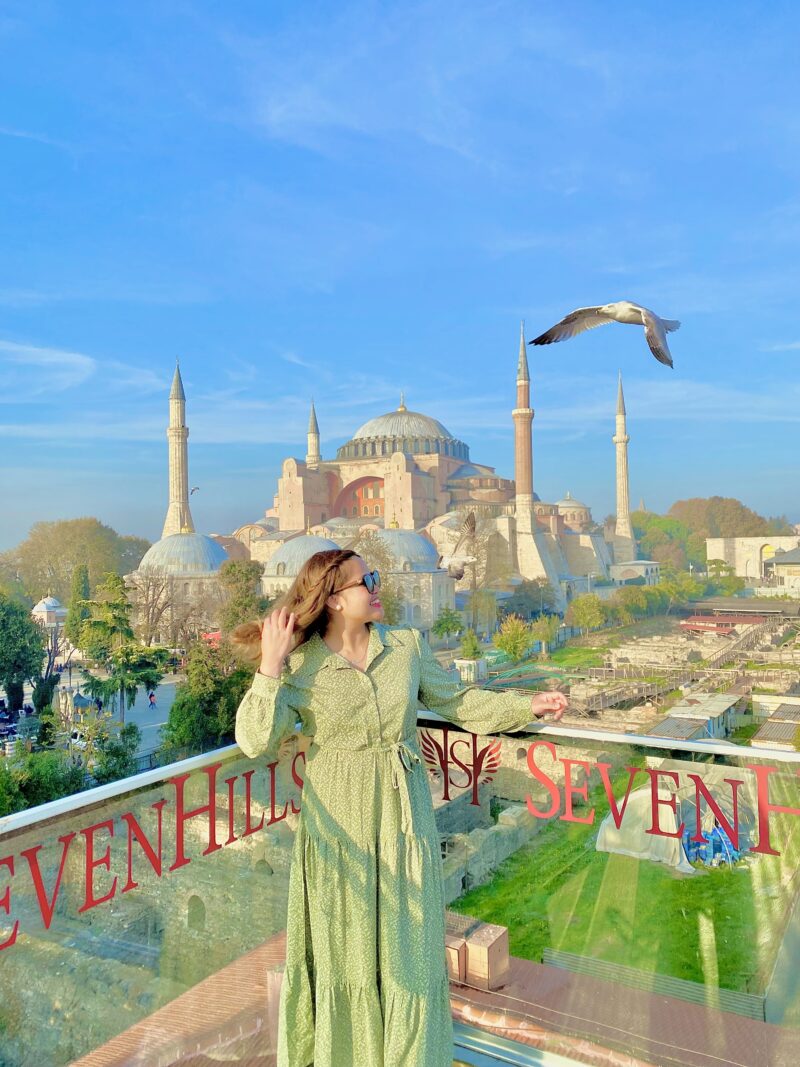 73 Easy Travel Poses To Capture Your Best Self & Travel Moments - By ...